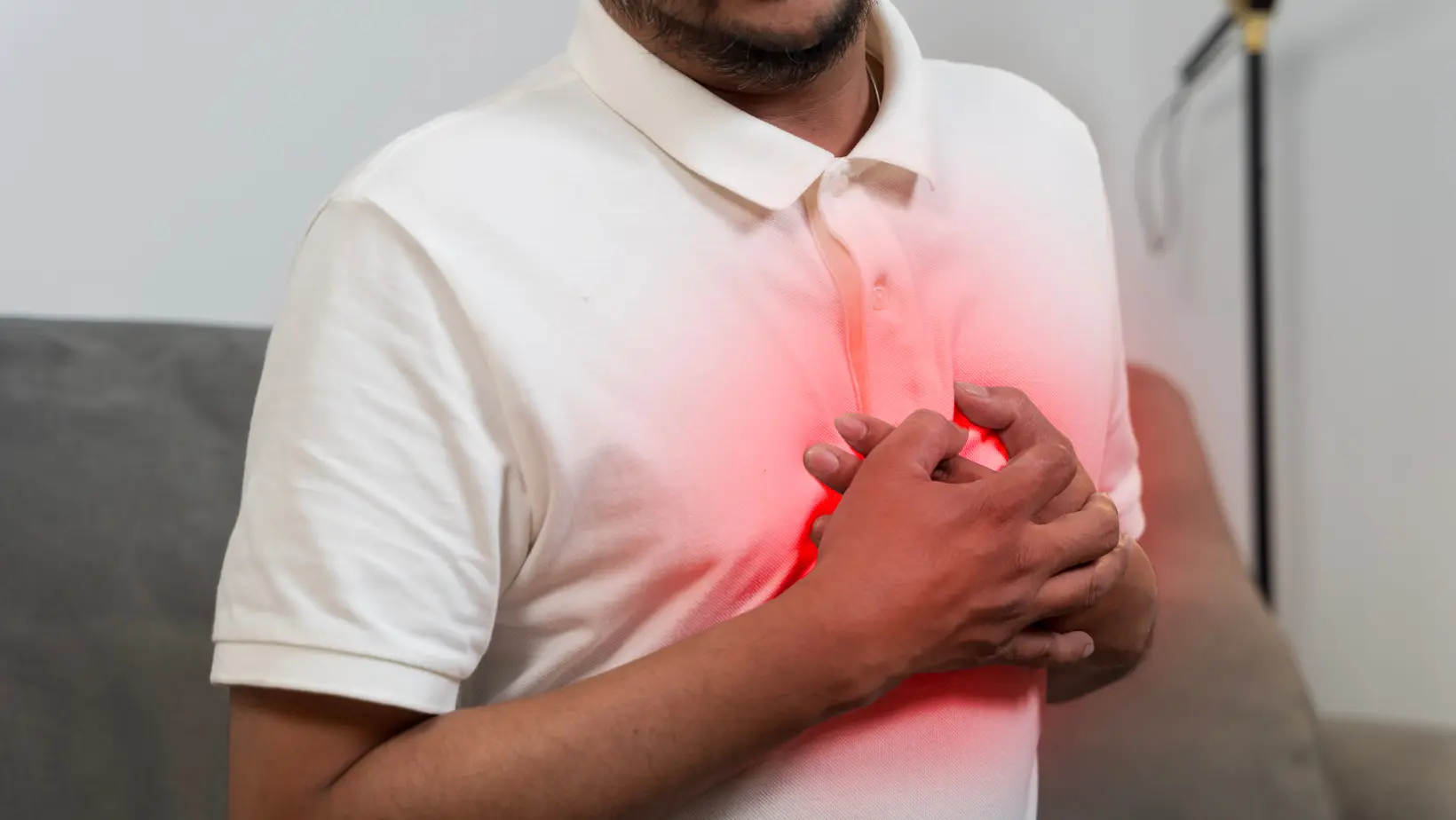 What Does a Heart Attack Feel Like? Warning Signs You Should Know